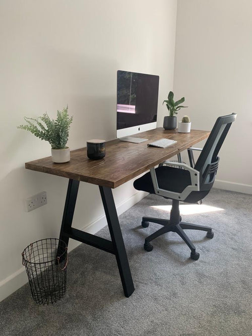 GG | Rustic Solid Wood Gaming Desk - Rustic Oak
